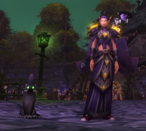 Feline Familiar | BattlePetRoundup.com